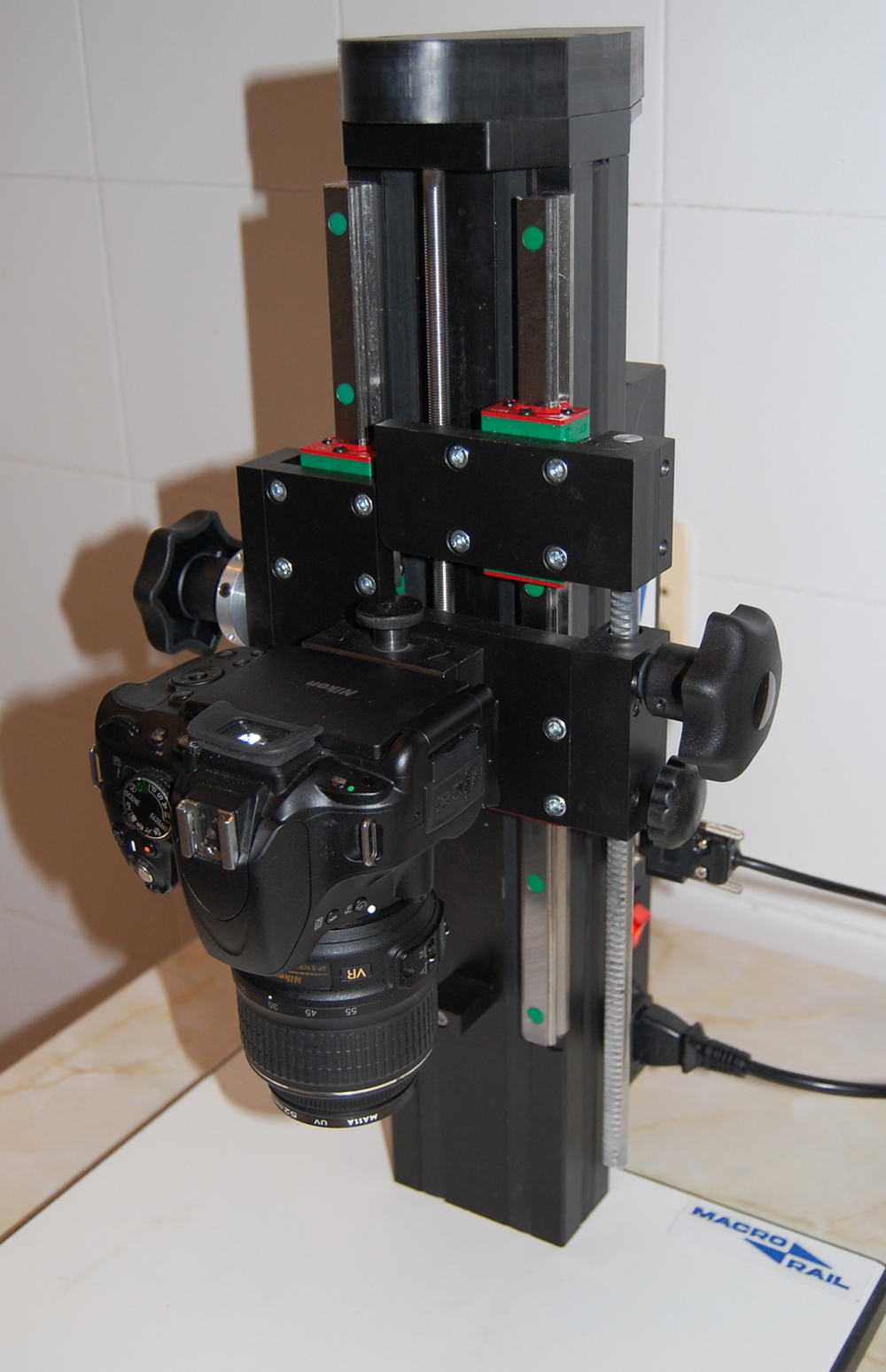 MacroRail vertical version. The power in your hand... - Page 2 ...